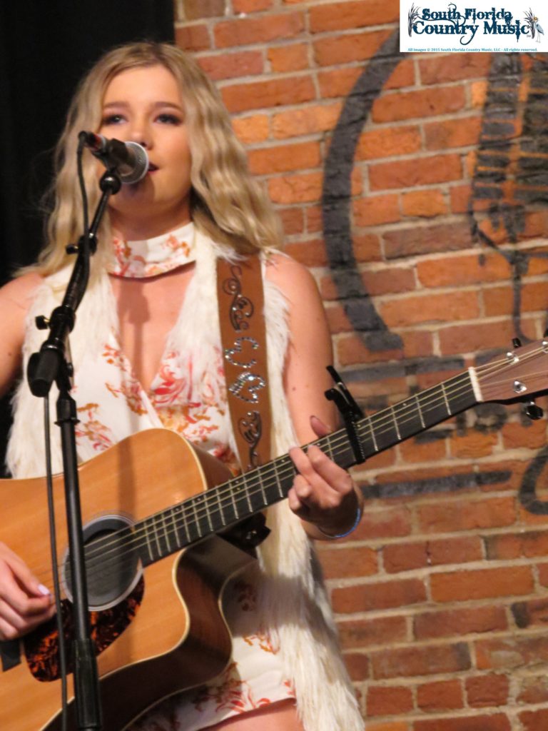 2017 CMA Fest Photos: Emily Brooke at The Listening Room Cafe in ...